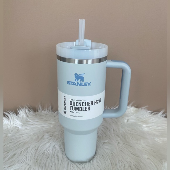 Stanley | Dining | Stanley Quencher H2 Flowstate Tumbler 40 Oz In Fog ...